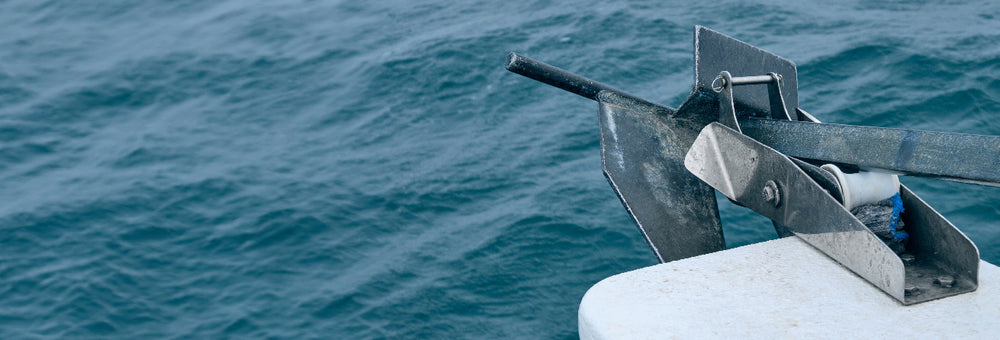 THE ROLE OF ANCHOR ROLLERS IN BOAT SAFETY | Five Oceans